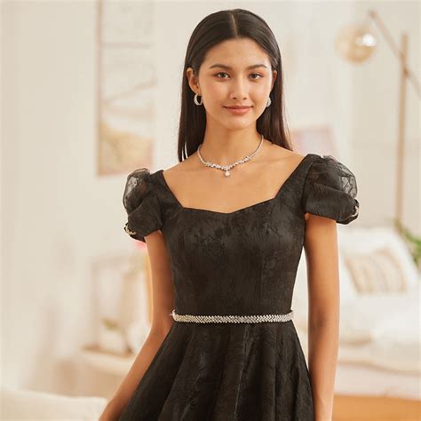 重工緹花公主袖黑色長禮服19 27037 o muses 輕奢禮服洋裝 女裝品牌官方購物網歐繆思輕奢女裝品牌 商品區