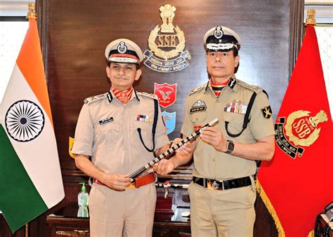 Ips Officer Amrit Mohan Prasad Appointed As Director General Of