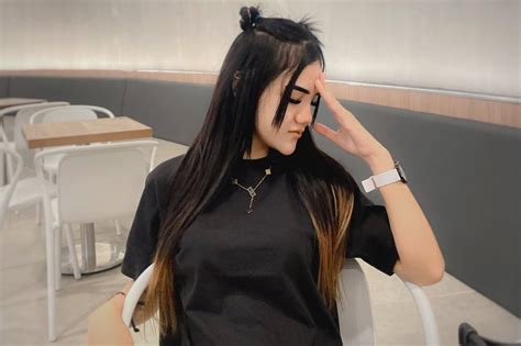 Profil Biodata Icha Chellow Lengkap Umur Asal Dan Agamanya Lagi