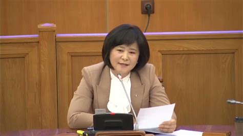 Д Өнөрболор УИХ ын гишүүн Т Доржханд танаас ёс зүй олж харахгүй байгаадаа таагүй мэдрэмж төрлөө