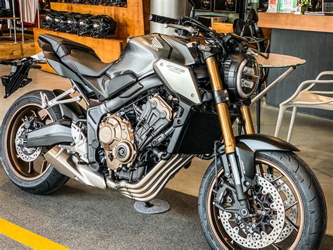 Honda Cb650r สี Silver ว่าง 1 คัน Honda Bigwing Phuket Facebook