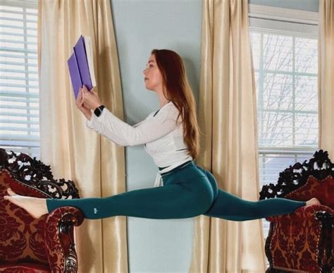 Leanna Decker Age Height Net Worth Biography Wiki And More