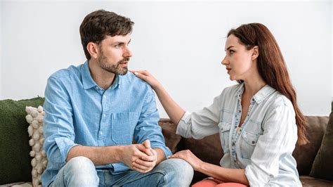 Phrases Brilliant People Use When They Re Not Listening But Pretending To Care YourTango