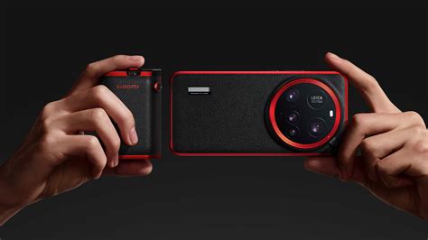 Xiaomi 15 Ultra mở bán tại Việt Nam Có bán màu Bạc Chrome giá gần 35 triệu đồng