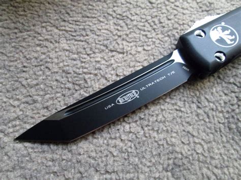 Microtech combat troodon clone