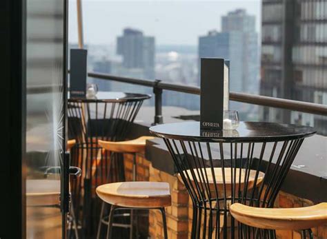 Ophelia Rooftop Bar In New York Nyc The Rooftop Guide