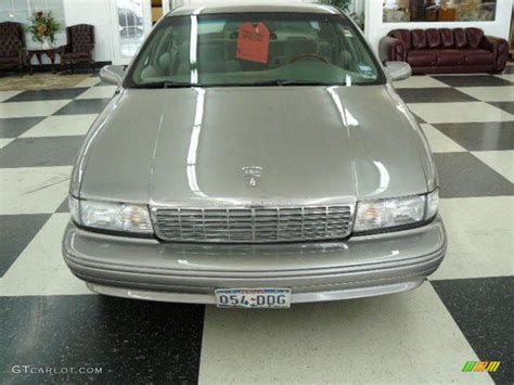1996 Granite Metallic Chevrolet Caprice Classic Sedan 1532110 Photo 2