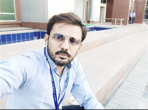 Al Shadab On Linkedin Globalbusinesspark Longserviceaward