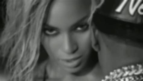 Beyonc Releases Videos For New Singles Xo And Drunk In Love