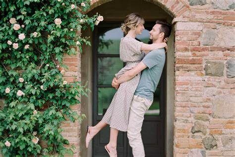 The Introvert Extrovert Relationship How To Make It Work Mello Woman