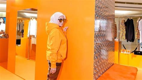 Alasan Devya Linda Dokter Gigi Sosialita Ikut Arisan Veneer Rp10 15 Juta