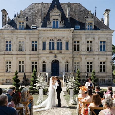 Real Bride Clodagh Lace And Favour