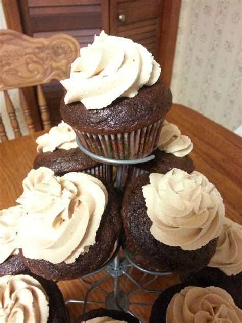 Foodie Adventures Or Adventures Of A Formerly Picky Eater Fluffernutter Frosting