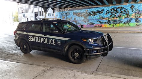 Seattle Police Department New Cars Staffing Woes Force Seattle Police