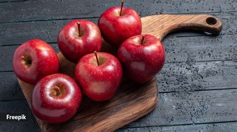 Does an apple a day really keep the doctor away? A nutritionist ...