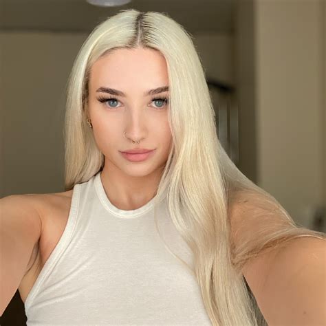 Just My 25yo Irish Face😽 Rfaces