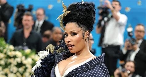 Nicki Minaj Is A Beauty In Thom Browne At Met Gala 2025 Just Jared