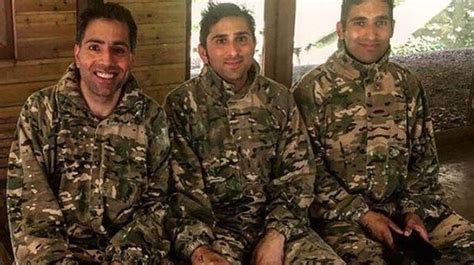 Goggleboxs Siddiqui Brothers Investigated By Police Over Isis Training Facebook Joke Mirror
