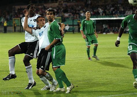 20082009 4 Dickson Choto W Muzeum Piłki Nożnej W