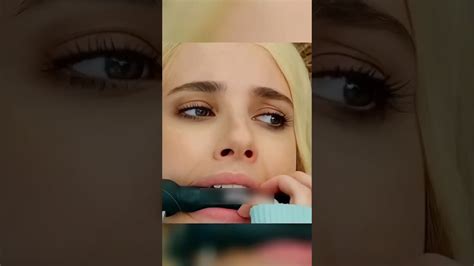 Девушка проснулась в лесу и YouTube