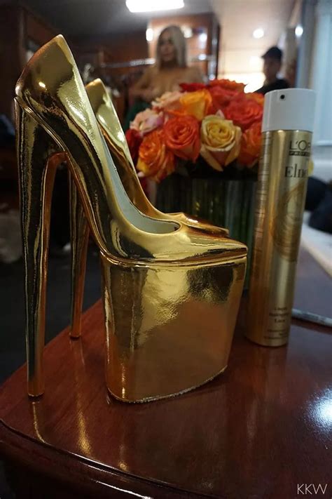 Kim Kardashian Milf Shoot Mirror Online