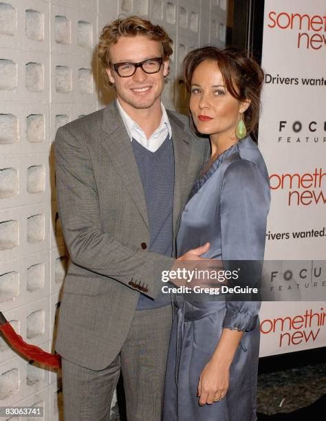 Simon Baker Wife Photos And Premium High Res Pictures Getty Images