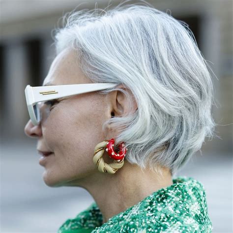 28 Pretty Hairstyles For Short Gray Hair Short Grey Hair Short Hair