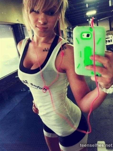 Clothed Gym Selfie Teenselfies