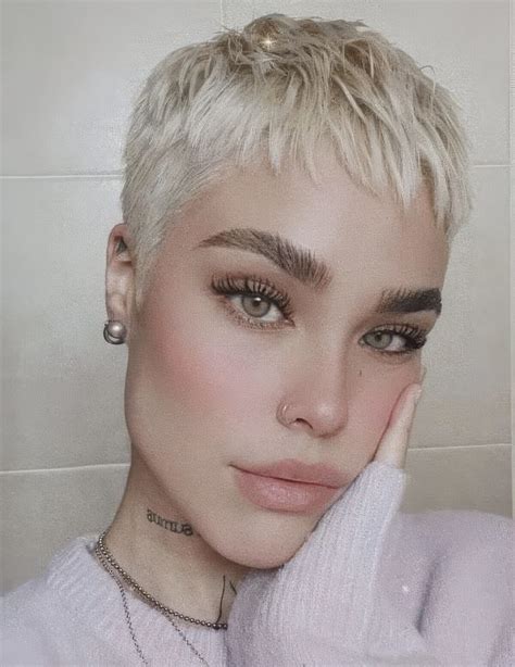 25 Short Pixie Haircuts And Ways To Style Them Styleoholic