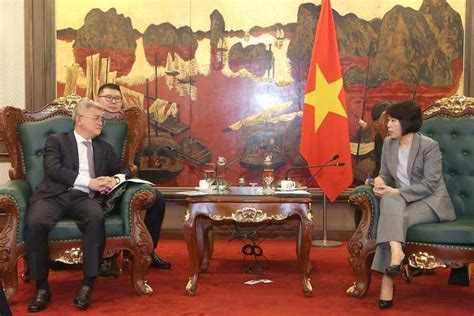 កម្ពុជាស្នើឱ្យវៀតណាមជំរុញការបង្កើតមូលដ្ឋានផលិតកម្មកែច្នៃវត្ថុធាតុដើមពីកម្ពុជាសម្រាប់ សុីសុីថាមស៍