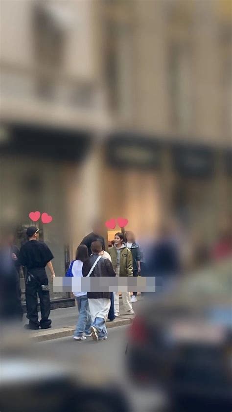 Yoo Ah In Iu хоёр Парист болзсон уу