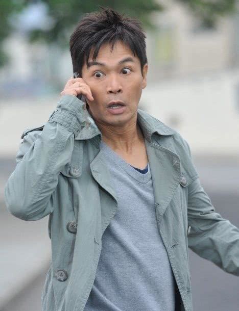 他演“奸诈小人”成名，曾获3次影帝，今与娇妻恩爱21年无绯闻 郭晋安