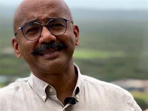 Bigg Boss Voice Artist Vijay Vikram Singh Struggle Success Story