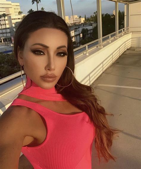 Holly Sonders Holly Sonders Toned Abs Her Hair