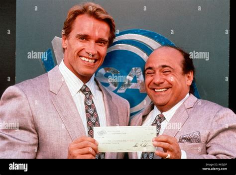 Danny Devito Twins Stock Photos Danny Devito Twins Stock Images Alamy