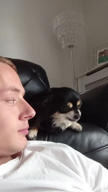 Sneaky Kisses Tumbex