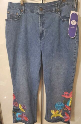 Nwt Dg2 Diane Gilman Stretch Embroidered Embellished Cropped Jeans