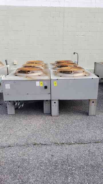 Liebert Dcdf308la 3 Fan Condenser 132 L X 52 Width X 53 H 302162 Psig 3 Phase 075 Hp