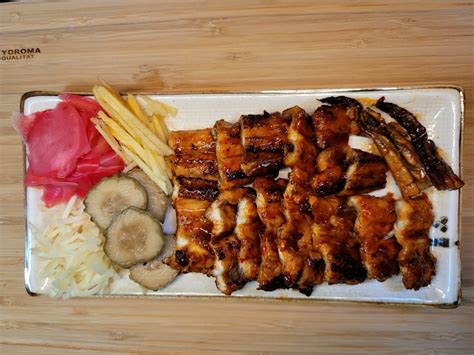 장어구이 데리야키 소스 구이