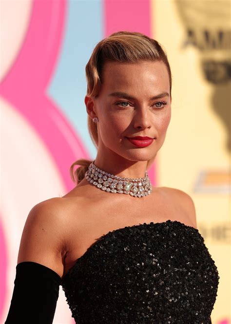 Margot Robbies Barbie Premiere Ponytail Was Vintage Perfection