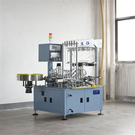 Rivet Holder Assembly And Clearance Detection Integrated Machine