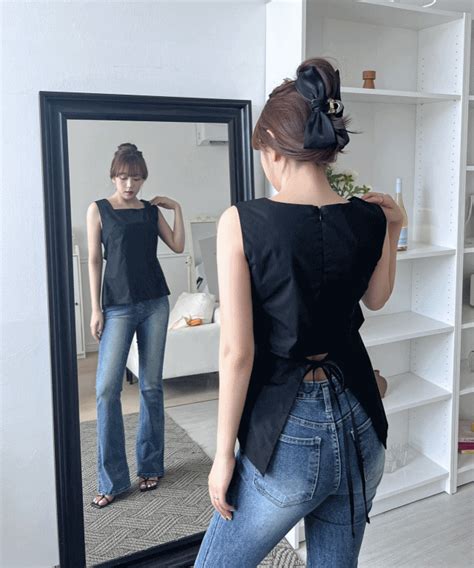 이번주최저가💙 리버스 백 트임 스트랩 민소매 블라우스 에이블리