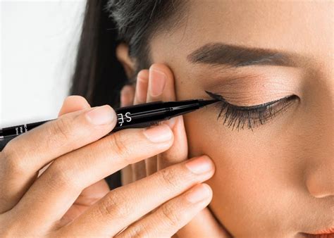 Eyeliner Tips For Beginners Step By Step