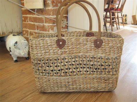 Janes Junk And Treasures Hiding Computer Wires