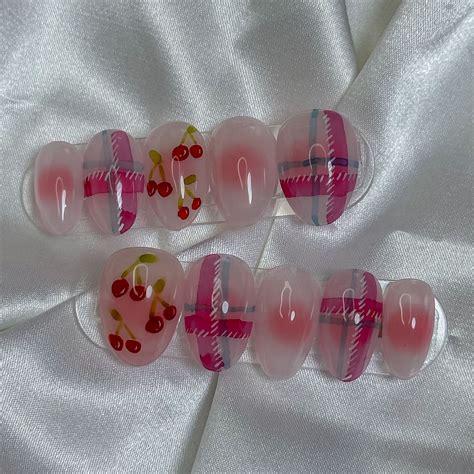 체리체크 수제네일팁🍒 시럽네일 잉크네일 치크네일 에이블리