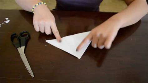 How To Make A Paper Snowflake Youtube
