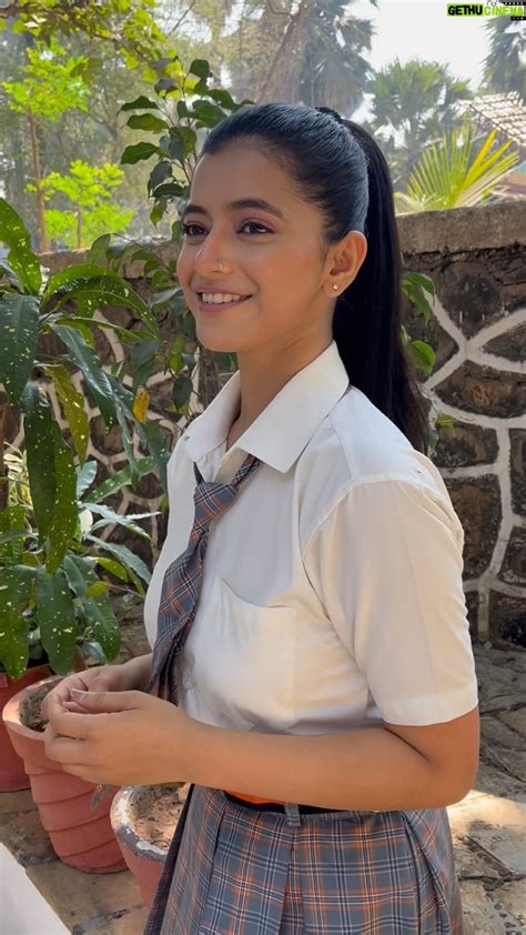 Actress Alisha Parveen Hd Instagram Photos And Wallpapers June 2024 Gethu Cinema