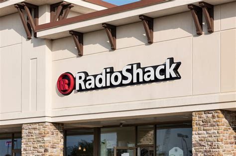Here Are 64 Years Of Radioshack Catalogs To Browse Online For Free