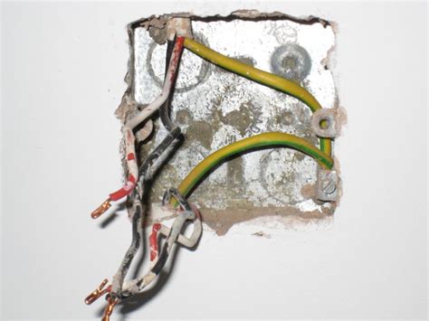 The Red Wire Or The Blue Wire DIYnot Forums