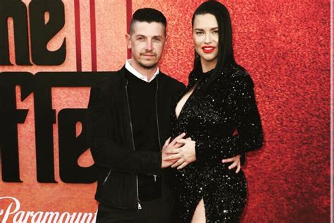 Adriana Lima Y Andre Lemmers Dan La Bienvenida A Su Primer Hijo Juntos En El Ajo En El Ajo
